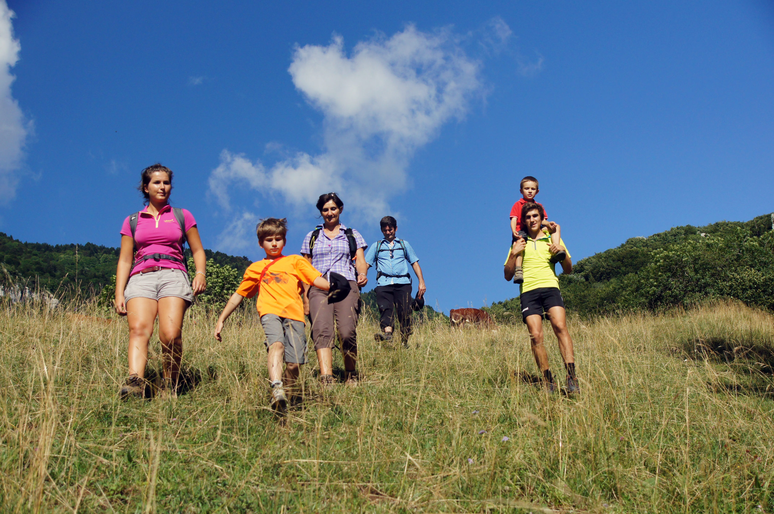 Marcher avec des enfants » Randonnée pédestre en Aveyron